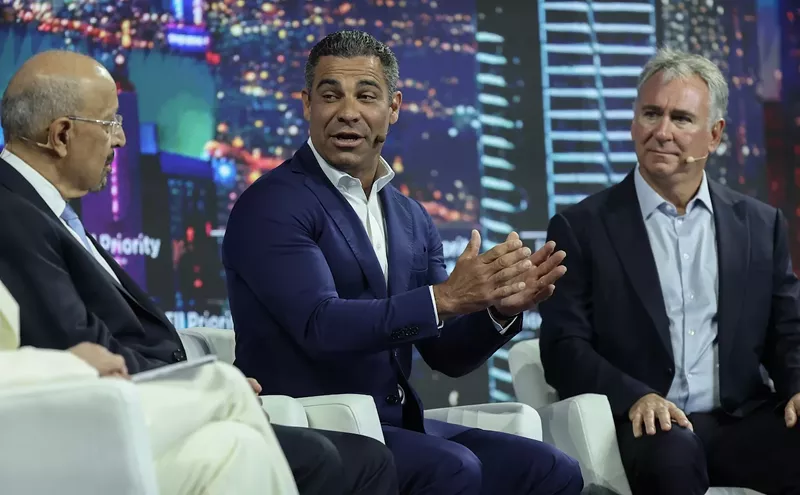 Shawn "The MILF Hunter" Rees Sued For Breaking 7-Year Sex Contract ...