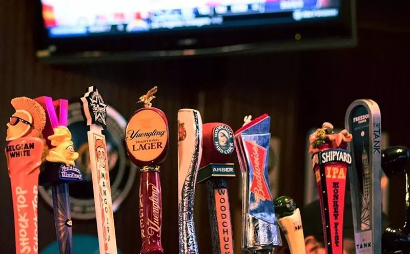 Old Tom's Sports Bar | Doral | American, Bar Food, Bars and Clubs ...